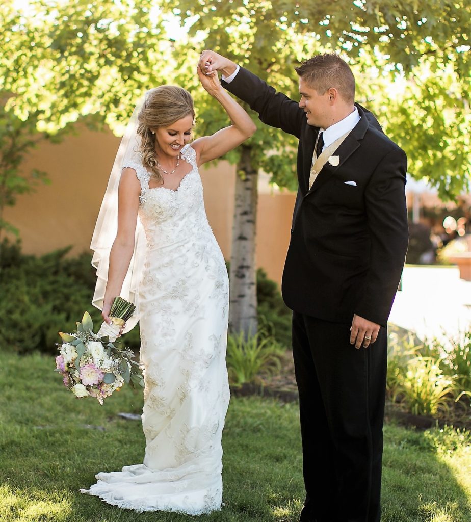 Former Miss Rodeo Arizona, Taci Howe Graces the Cover of CIS Magazine ...